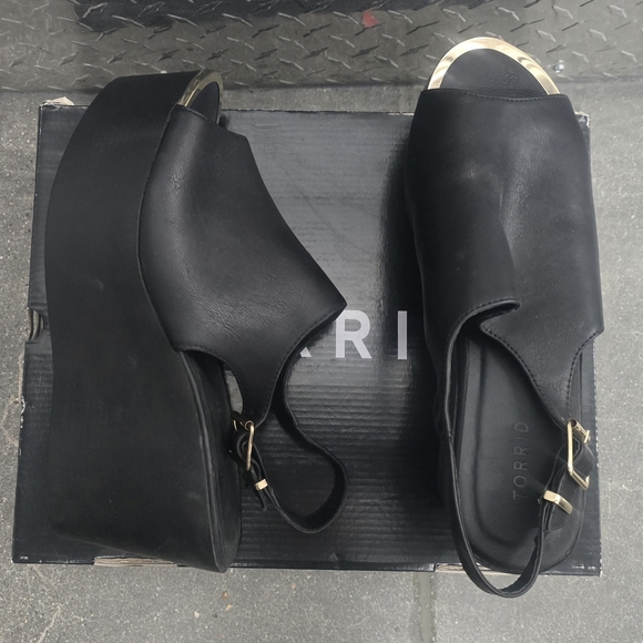 torrid | Shoes | Torrid 2w Open Toe Wedge | Poshmark